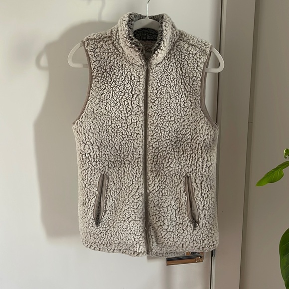 Thread & Supply | Jackets & Coats | Fuzzy Vest | Poshmark
